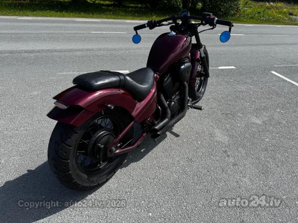 Красный Хонда Shadow 600 1988 в Таллин, объемом двигателя 0.60 л и пробегом 85 тыс. км за 2799 €, фото 7 на AUTOMOTO.COM.LV
