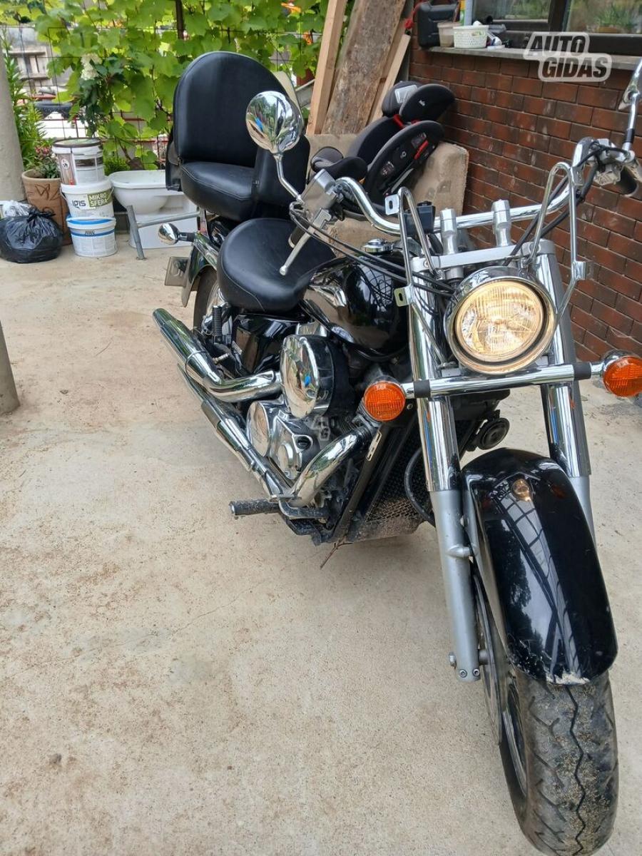 Black Honda Shadow 2009 in Vilnius, with an engine capacity of 0.75 L and mileage of 9 thousand km for 4500 €, photo 8 on AUTOMOTO.COM.LV
