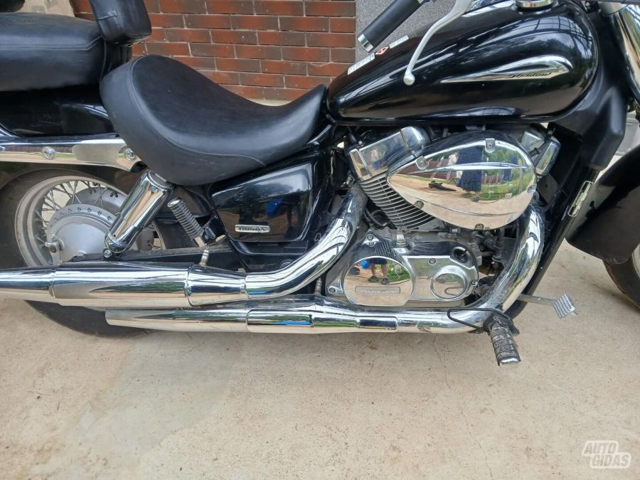 Black Honda Shadow 2009 in Vilnius, with an engine capacity of 0.75 L and mileage of 9 thousand km for 4500 €, photo 10 on AUTOMOTO.COM.LV