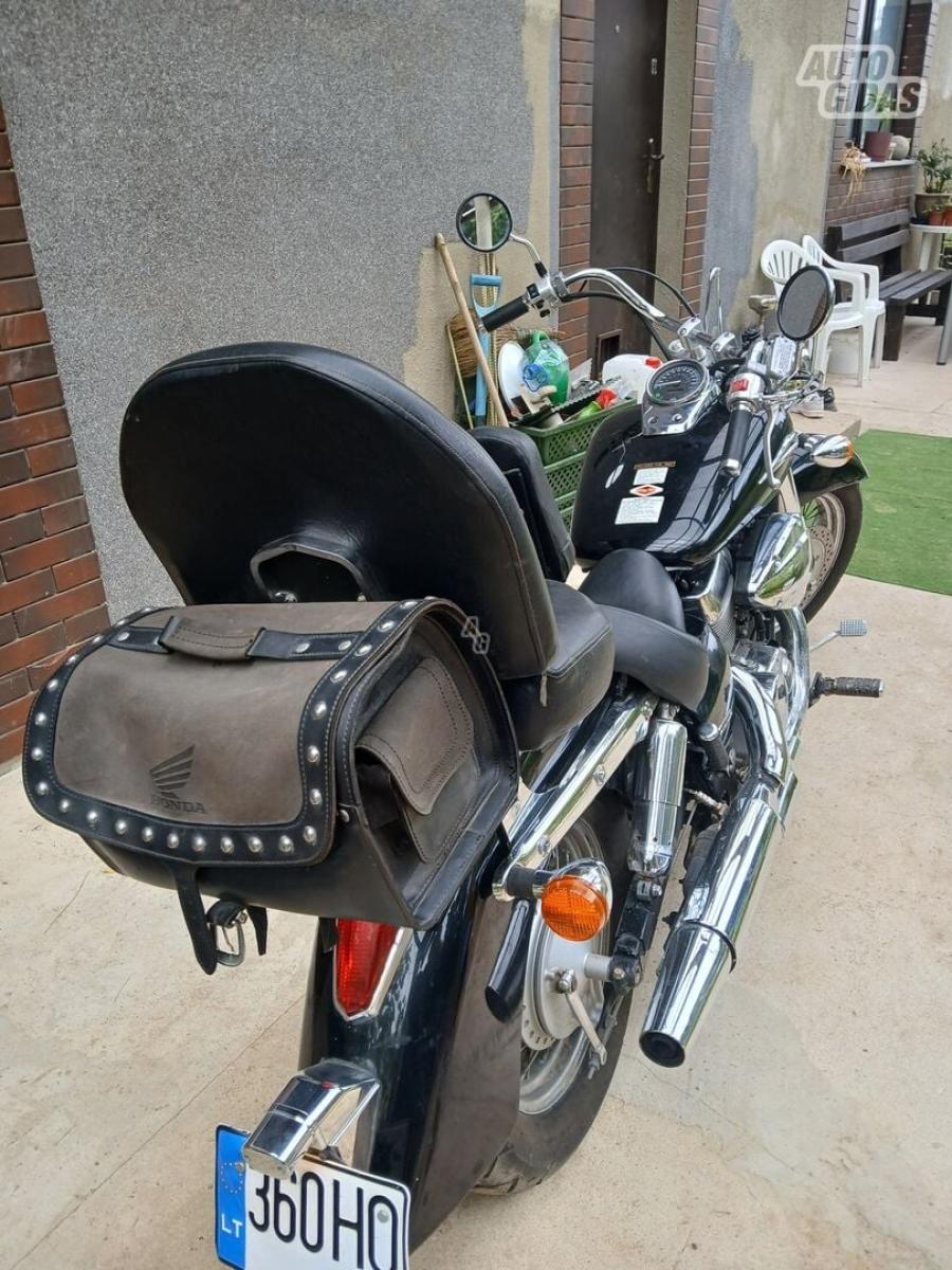 Black Honda Shadow 2009 in Vilnius, with an engine capacity of 0.75 L and mileage of 9 thousand km for 4500 €, photo 12 on AUTOMOTO.COM.LV
