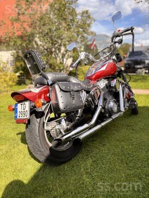 Honda Shadow 1996 in Cesis, with an engine capacity of 1.10 L and mileage of 0 thousand km for 3800 €, photo 4 on AUTOMOTO.COM.LV