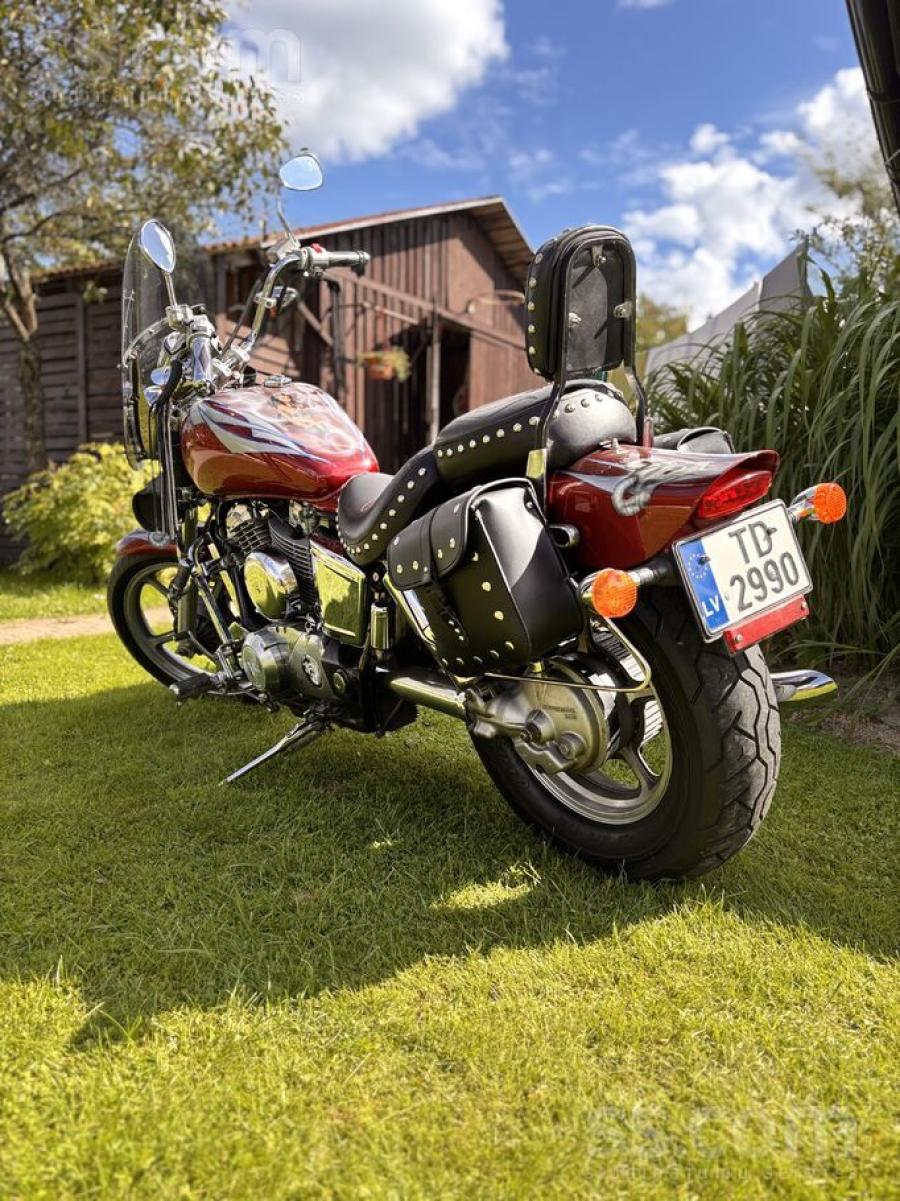 Honda Shadow 1996 in Cesis, with an engine capacity of 1.10 L and mileage of 0 thousand km for 3800 €, photo 8 on AUTOMOTO.COM.LV