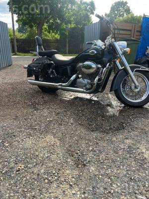 Honda Shadow 1999 in Riga, with an engine capacity of 0.75 L and mileage of 0 thousand km for 3500 €, photo  on AUTOMOTO.COM.LV