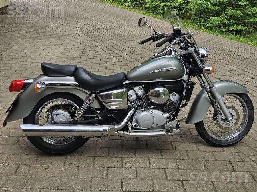 Honda Shadow 2000 in Riga, with an engine capacity of 0.13 L and mileage of 0 thousand km for 2850 €, photo 3 on AUTOMOTO.COM.LV