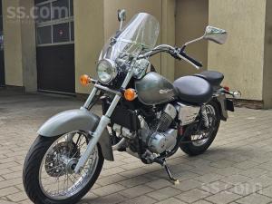 Honda Shadow 2000 in Riga, with an engine capacity of 0.13 L and mileage of 0 thousand km for 2850 €, photo 5 on AUTOMOTO.COM.LV