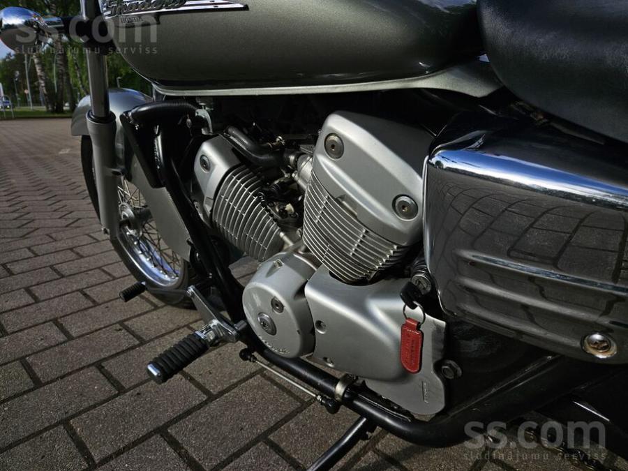 Honda Shadow 2000 in Riga, with an engine capacity of 0.13 L and mileage of 0 thousand km for 2850 €, photo 8 on AUTOMOTO.COM.LV