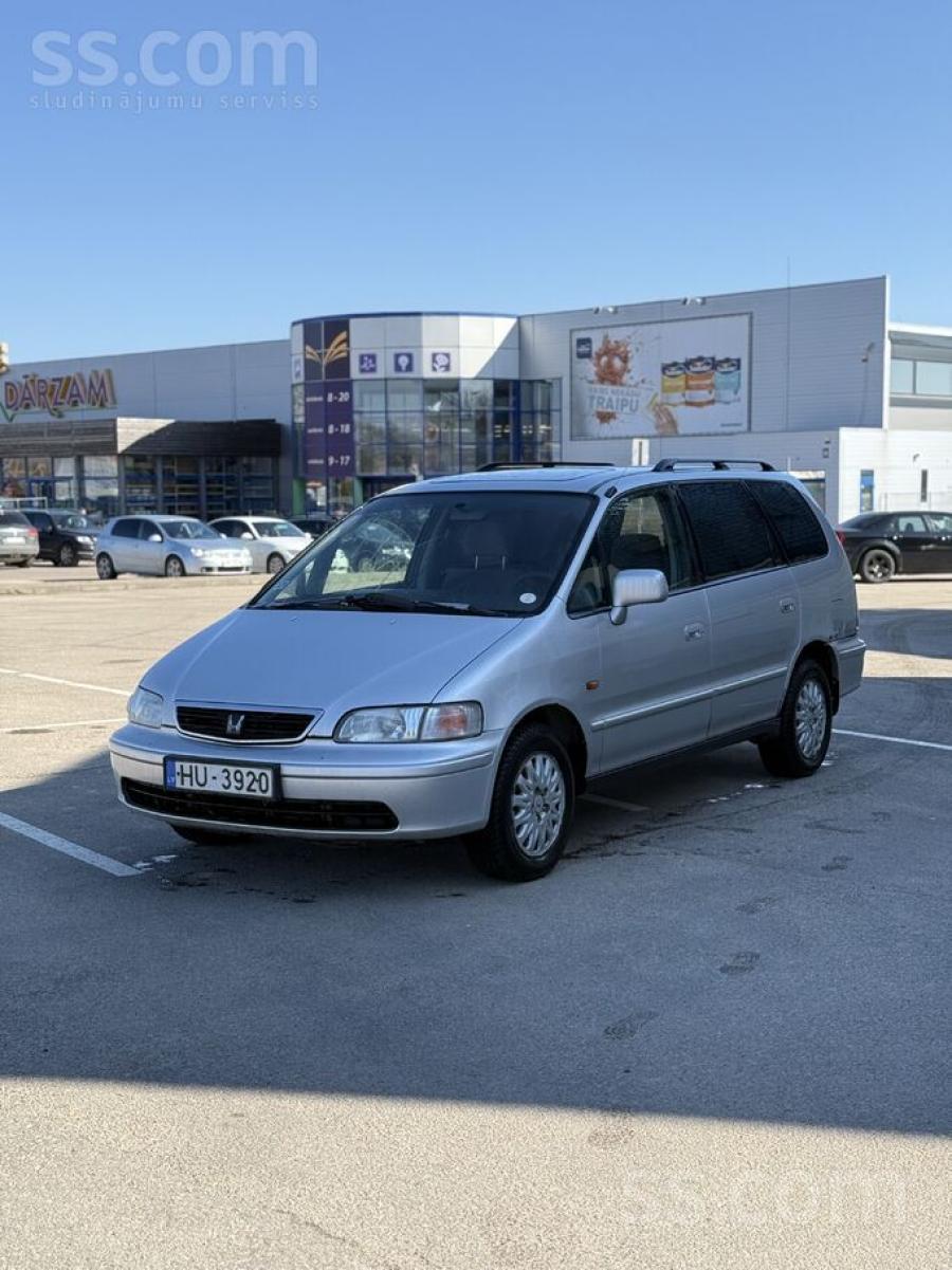 Pelēks Honda Shuttle 1999 Kuldīga, ar dzinēja tilpumu 2.30 L un nobraukumu 480 tūkst. km par 700 €, foto 1 vietnē AUTOMOTO.COM.LV