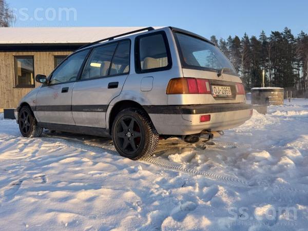 Grey Honda Shuttle 1990 in Jelgava, with an engine capacity of 1.60 L and mileage of 233 thousand km for 3000 €, photo 6 on AUTOMOTO.COM.LV