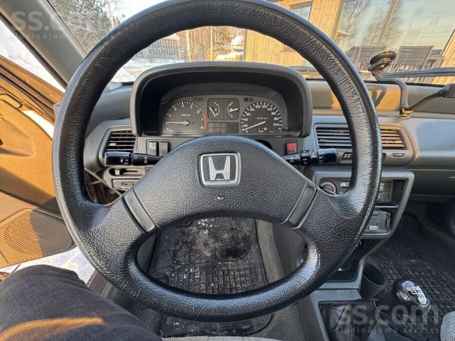 Pelēks Honda Shuttle 1990 Jelgava, ar dzinēja tilpumu 1.60 L un nobraukumu 233 tūkst. km par 3000 €, foto 13 vietnē AUTOMOTO.COM.LV