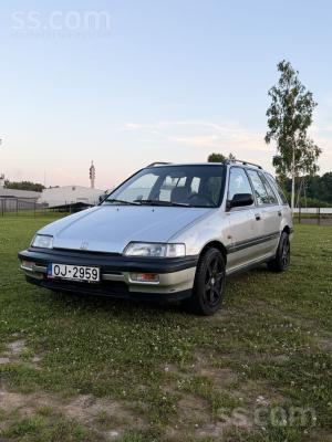 Серый Хонда Шатл 1990 в Елгава, объемом двигателя 1.60 л и пробегом 234 тыс. км за 3800 €, фото 3 на AUTOMOTO.COM.LV