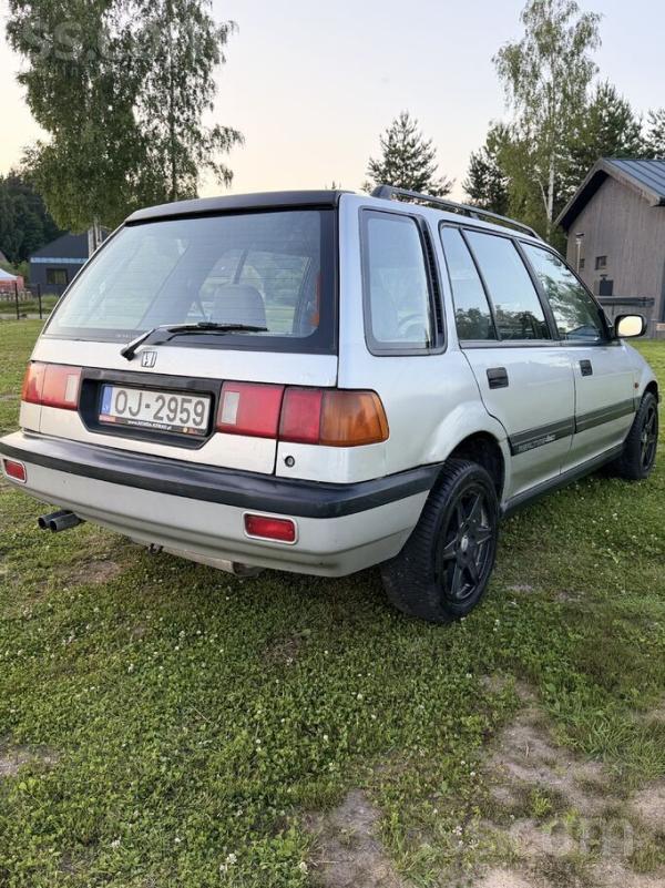 Серый Хонда Шатл 1990 в Елгава, объемом двигателя 1.60 л и пробегом 234 тыс. км за 3800 €, фото 5 на AUTOMOTO.COM.LV