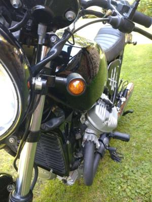 Black Honda Silverwing 1981 in Riga, with an engine capacity of 0.50 L and mileage of 23 thousand km for 3900 €, photo 4 on AUTOMOTO.COM.LV