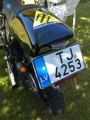 Black Honda Silverwing 1981 in Riga, with an engine capacity of 0.50 L and mileage of 23 thousand km for 3900 €, photo 11 on AUTOMOTO.COM.LV