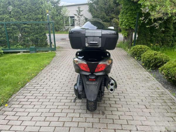 Melns Honda Silverwing 2009 Širvintos, ar dzinēja tilpumu 0.40 L un nobraukumu 44 tūkst. km par 2200 €, foto 7 vietnē AUTOMOTO.COM.LV