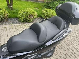 Black Honda Silverwing 2009 in Sirvintos, with an engine capacity of 0.40 L and mileage of 44 thousand km for 2200 €, photo 11 on AUTOMOTO.COM.LV