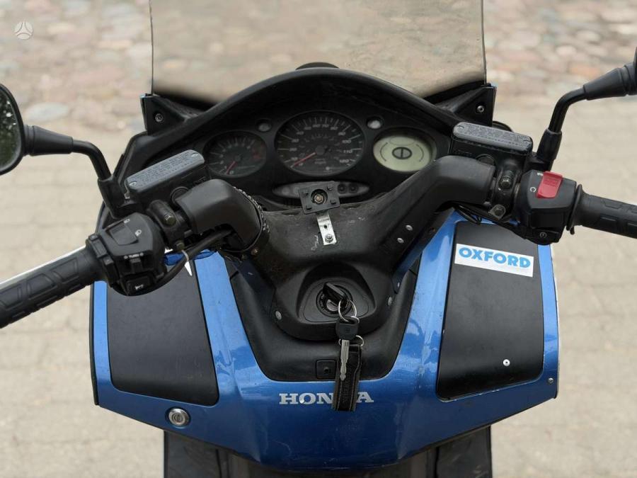 Honda Silverwing 2005 Rokiškis, ar dzinēja tilpumu 0.58 L un nobraukumu 77 tūkst. km par 950 €, foto 12 vietnē AUTOMOTO.COM.LV