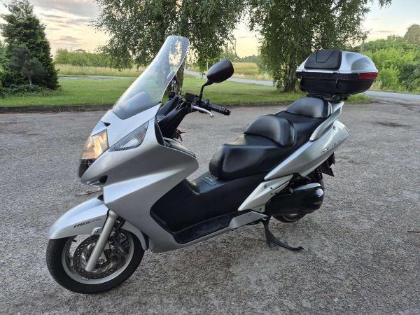 Honda Silverwing 2008 in Vilnius, with an engine capacity of 0.60 L and mileage of 41 thousand km for 2000 €, photo 1 on AUTOMOTO.COM.LV