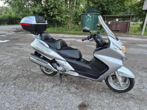 Honda Silverwing 2008 in Vilnius, with an engine capacity of 0.60 L and mileage of 41 thousand km for 2000 €, photo 3 on AUTOMOTO.COM.LV