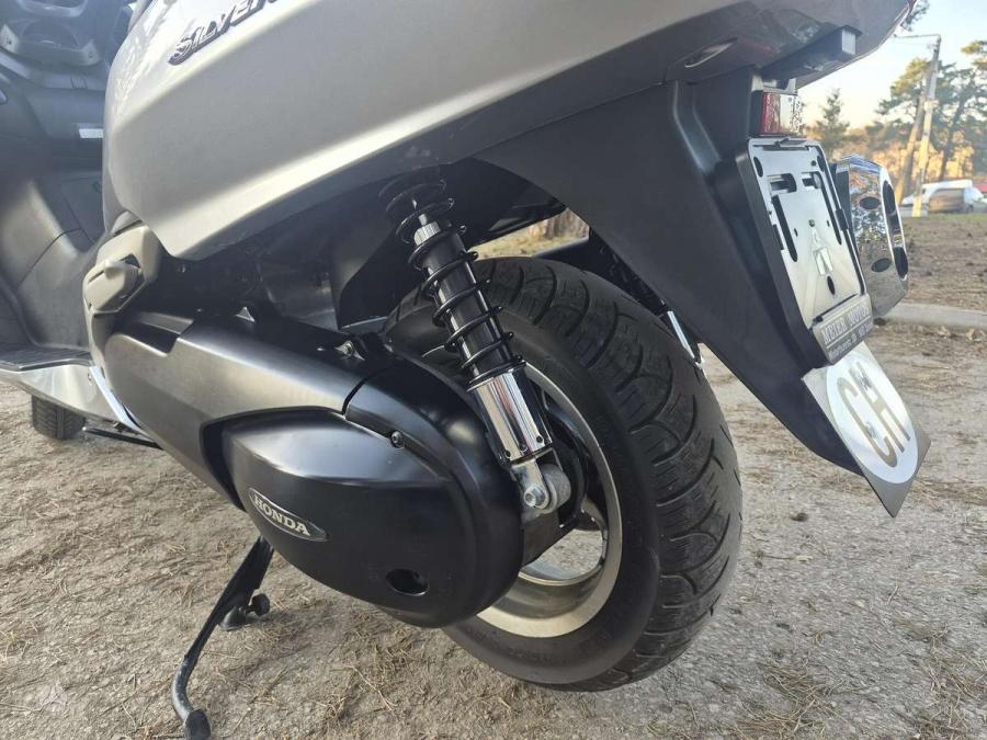 Honda Silverwing 2008 in Vilnius, with an engine capacity of 0.60 L and mileage of 41 thousand km for 2000 €, photo 13 on AUTOMOTO.COM.LV