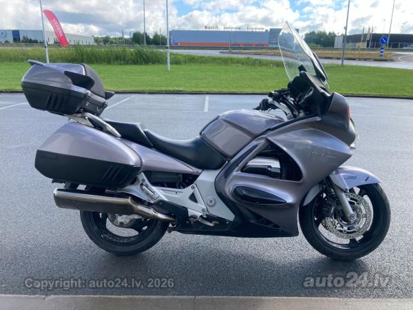 Хонда ST 1300 2003 в Таллин, объемом двигателя 1.26 л и пробегом 47 тыс. км за 4200 €, фото 5 на AUTOMOTO.COM.LV