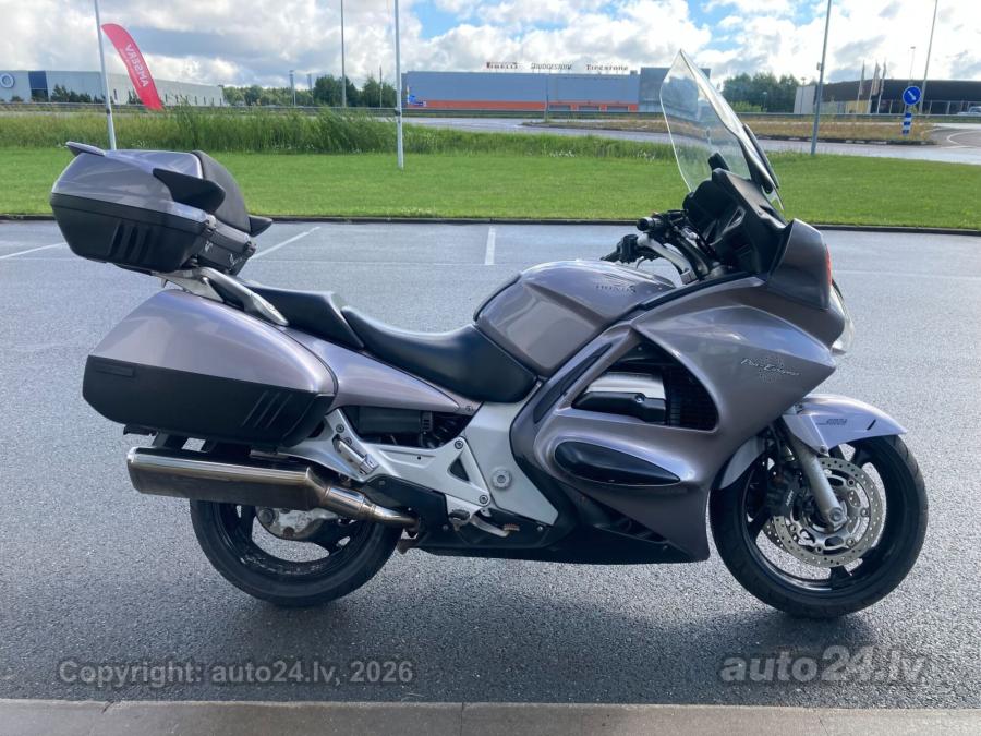 Honda ST 1300 2003 in Tallinn, with an engine capacity of 1.26 L and mileage of 47 thousand km for 4200 €, photo 6 on AUTOMOTO.COM.LV