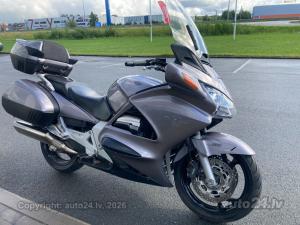 Honda ST 1300 2003 in Tallinn, with an engine capacity of 1.26 L and mileage of 47 thousand km for 4200 €, photo 7 on AUTOMOTO.COM.LV