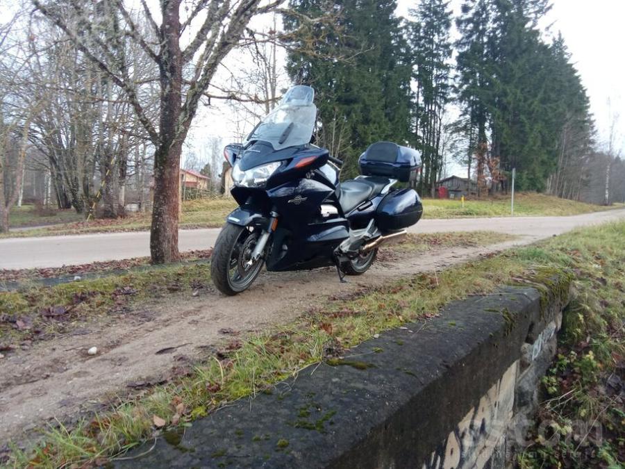 Honda ST 1300 2005 Alūksne, ar dzinēja tilpumu 1.30 L un nobraukumu 0 tūkst. km par 3470 €, foto 5 vietnē AUTOMOTO.COM.LV