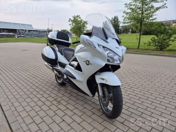 Honda ST 1300 2010 in Jekabpils, with an engine capacity of 1.30 L and mileage of 0 thousand km for 5499 €, photo 1 on AUTOMOTO.COM.LV