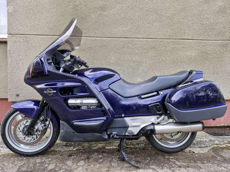 Синий Хонда ST 1996 в Каунас, объемом двигателя 1.10 л и пробегом 80 тыс. км за 1650 €, фото 1 на AUTOMOTO.COM.LV