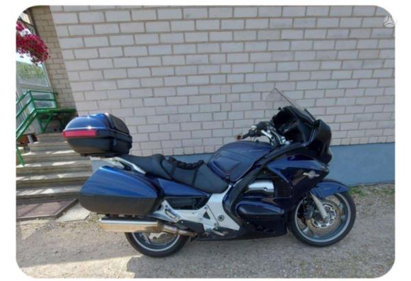 Zils Honda ST 2005 Viļņa, ar dzinēja tilpumu 1.30 L un nobraukumu 123 tūkst. km par 3200 €, foto 2 vietnē AUTOMOTO.COM.LV