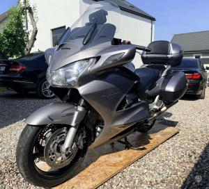 Pelēks Honda ST 2003 Kauņa, ar dzinēja tilpumu 1.30 L un nobraukumu 140 tūkst. km par 3200 €, foto 4 vietnē AUTOMOTO.COM.LV