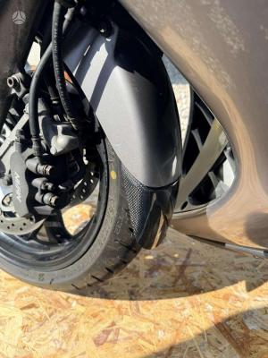 Pelēks Honda ST 2003 Kauņa, ar dzinēja tilpumu 1.30 L un nobraukumu 140 tūkst. km par 3200 €, foto 8 vietnē AUTOMOTO.COM.LV