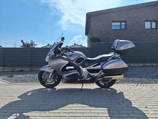 Grey Honda ST 2003 in Kaunas, with an engine capacity of 1.30 L and mileage of 140 thousand km for 3700 €, photo 1 on AUTOMOTO.COM.LV