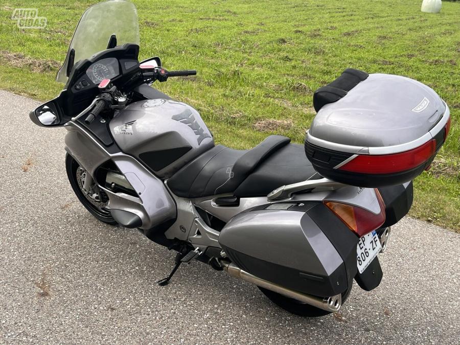 Grey Honda ST 2003 in Taurage, with an engine capacity of 1.26 L and mileage of 59 thousand km for 2900 €, photo 7 on AUTOMOTO.COM.LV