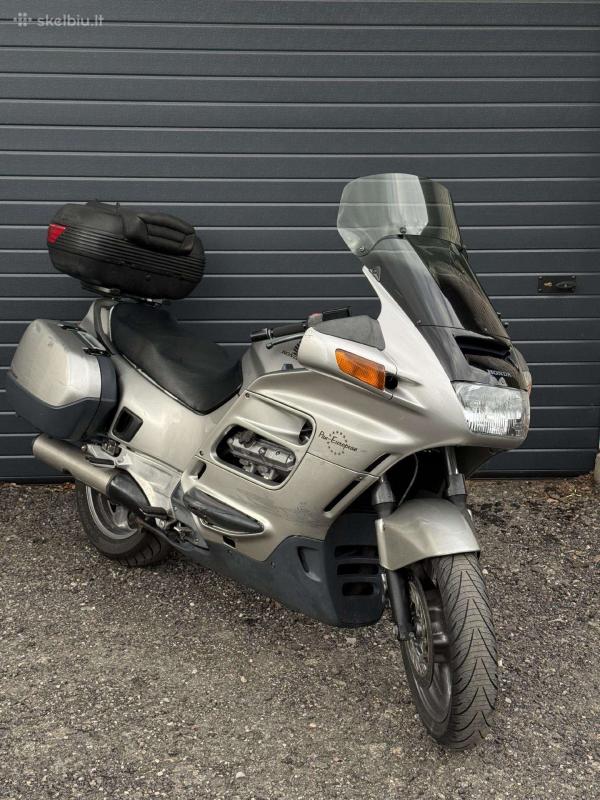 Honda ST 1990 in Kaunas, with an engine capacity of 1.10 L and mileage of 73 thousand km for 1200 €, photo 1 on AUTOMOTO.COM.LV