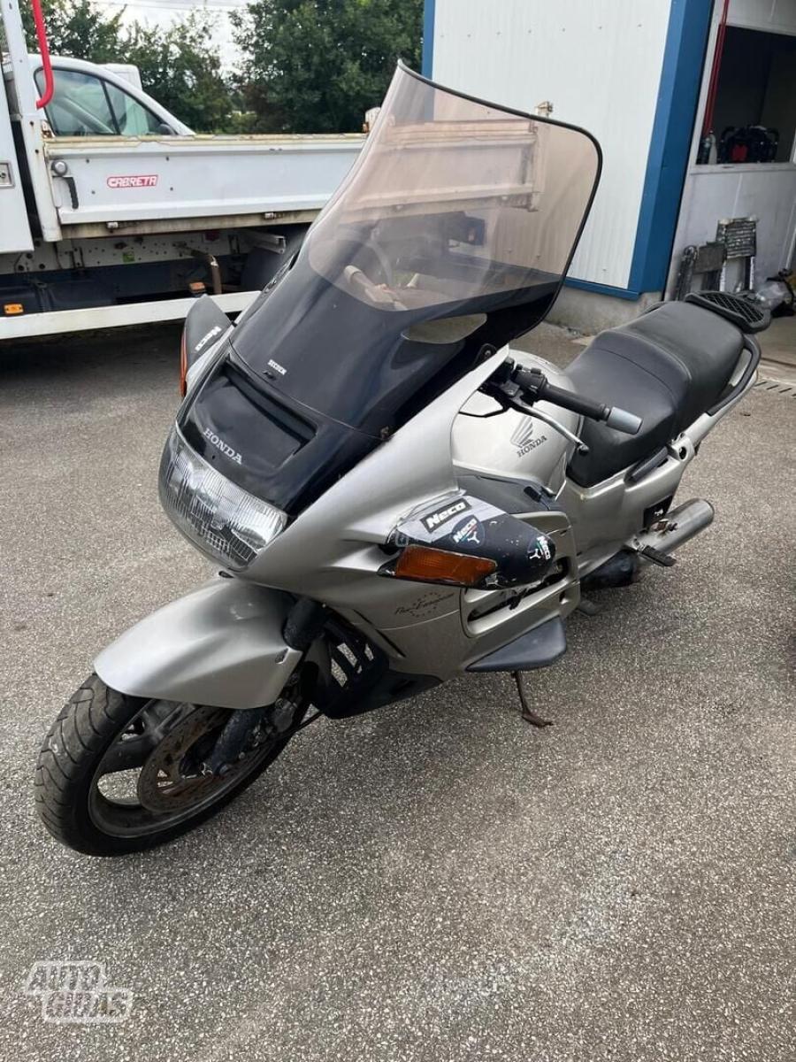 Хонда ST 1991 в Таураге, объемом двигателя 0.00 л и пробегом 0 тыс. км за 880 €, фото 8 на AUTOMOTO.COM.LV