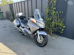 Honda ST 2004 in Klaipeda, with an engine capacity of 0.00 L and mileage of 0 thousand km for 2550 €, photo 16 on AUTOMOTO.COM.LV