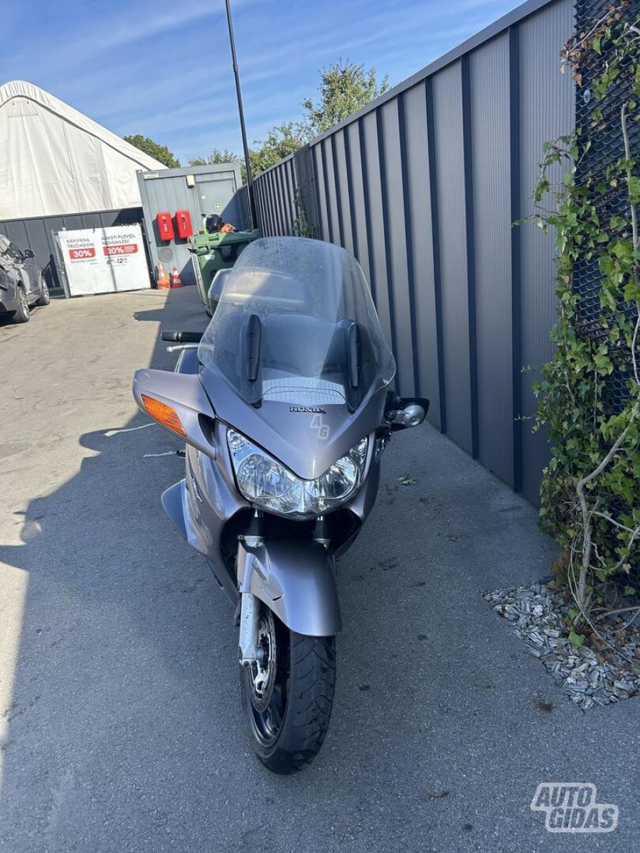 Honda ST 2004 in Klaipeda, with an engine capacity of 0.00 L and mileage of 0 thousand km for 2550 €, photo 21 on AUTOMOTO.COM.LV