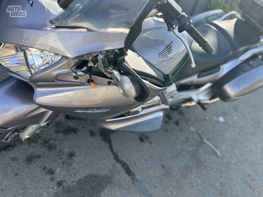 Honda ST 2004 Klaipėda, ar dzinēja tilpumu 0.00 L un nobraukumu 0 tūkst. km par 2500 €, foto 12 vietnē AUTOMOTO.COM.LV