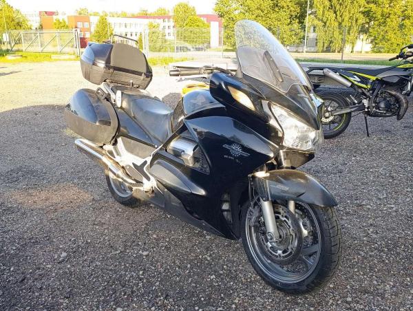 Honda ST 2013 Alīta, ar dzinēja tilpumu 1.30 L un nobraukumu 54 tūkst. km par 5200 €, foto 5 vietnē AUTOMOTO.COM.LV