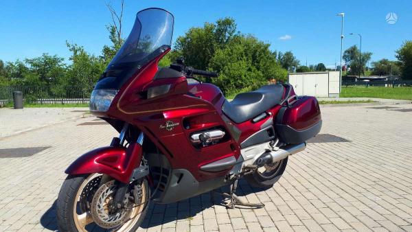 Sarkans Honda ST 2001 Viļņa, ar dzinēja tilpumu 1.10 L un nobraukumu 58 tūkst. km par 1999 €, foto 4 vietnē AUTOMOTO.COM.LV
