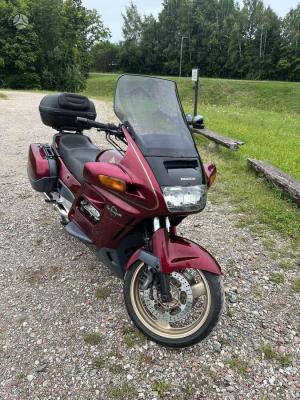 Red Honda ST 2001 in Gargzdai, with an engine capacity of 1.10 L and mileage of 198 thousand km for 1999 €, photo 7 on AUTOMOTO.COM.LV