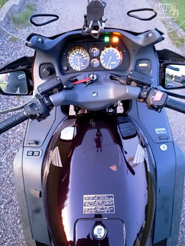 Violets Honda ST 1993 Raseiniai, ar dzinēja tilpumu 1.10 L un nobraukumu 166 tūkst. km par 1550 €, foto 7 vietnē AUTOMOTO.COM.LV