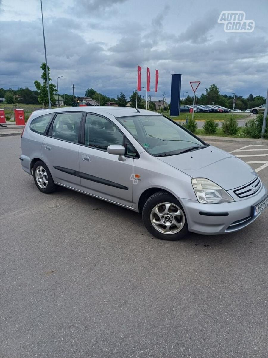 Grey Honda Stream 2001 in Vilnius, with an engine capacity of 2.00 L and mileage of 218 thousand km for 1999 €, photo 3 on AUTOMOTO.COM.LV