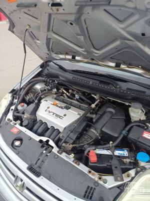 Grey Honda Stream 2001 in Vilnius, with an engine capacity of 2.00 L and mileage of 218 thousand km for 1999 €, photo 7 on AUTOMOTO.COM.LV