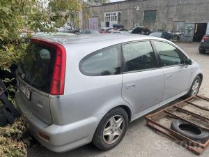 Pelēks Honda Stream 2001 Rīga, ar dzinēja tilpumu 2.00 L un nobraukumu 255 tūkst. km par 600 €, foto 4 vietnē AUTOMOTO.COM.LV