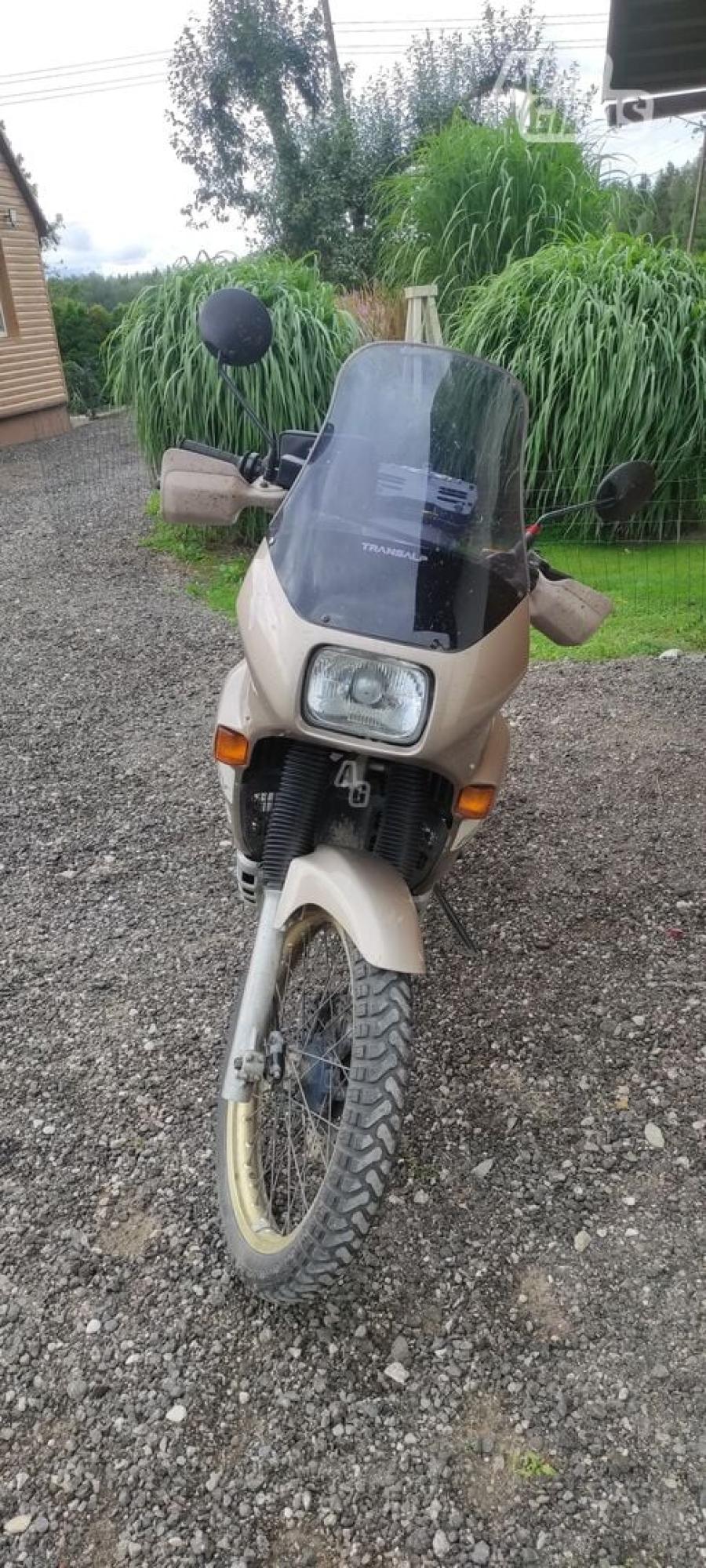 Honda Transalp 1988 Rietavas, ar dzinēja tilpumu 0.60 L un nobraukumu 0 tūkst. km par 1850 €, foto 2 vietnē AUTOMOTO.COM.LV
