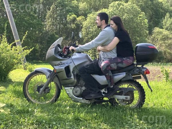 Honda Transalp 1991 Rēzekne, ar dzinēja tilpumu 0.60 L un nobraukumu 0 tūkst. km par 1900 €, foto 4 vietnē AUTOMOTO.COM.LV