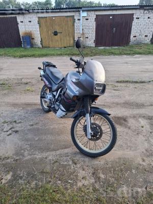Honda Transalp 1995 Gulbene, ar dzinēja tilpumu 0.60 L un nobraukumu 0 tūkst. km par 1750 €, foto  vietnē AUTOMOTO.COM.LV