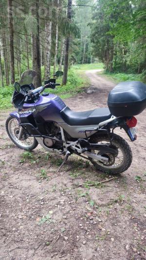 Honda Transalp 1998 Cēsis, ar dzinēja tilpumu 0.60 L un nobraukumu 0 tūkst. km par 2200 €, foto  vietnē AUTOMOTO.COM.LV